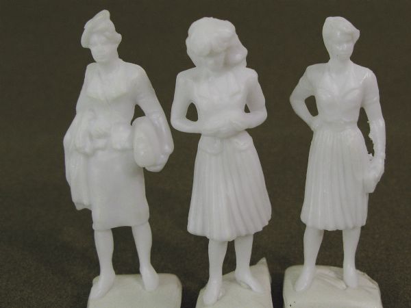 Architectural Model Human Figures - 1/2" Female 3-Pack – Stone Art Supply